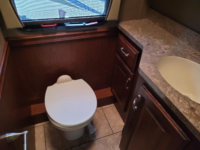 Used 2018 Forest River Berkshire 38a For Sale In Fresno Ca 93725 At ...